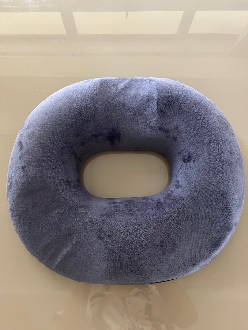 Memory Foam Donut Ring, Health & Nutrition, Assistive & Rehabilatory ...