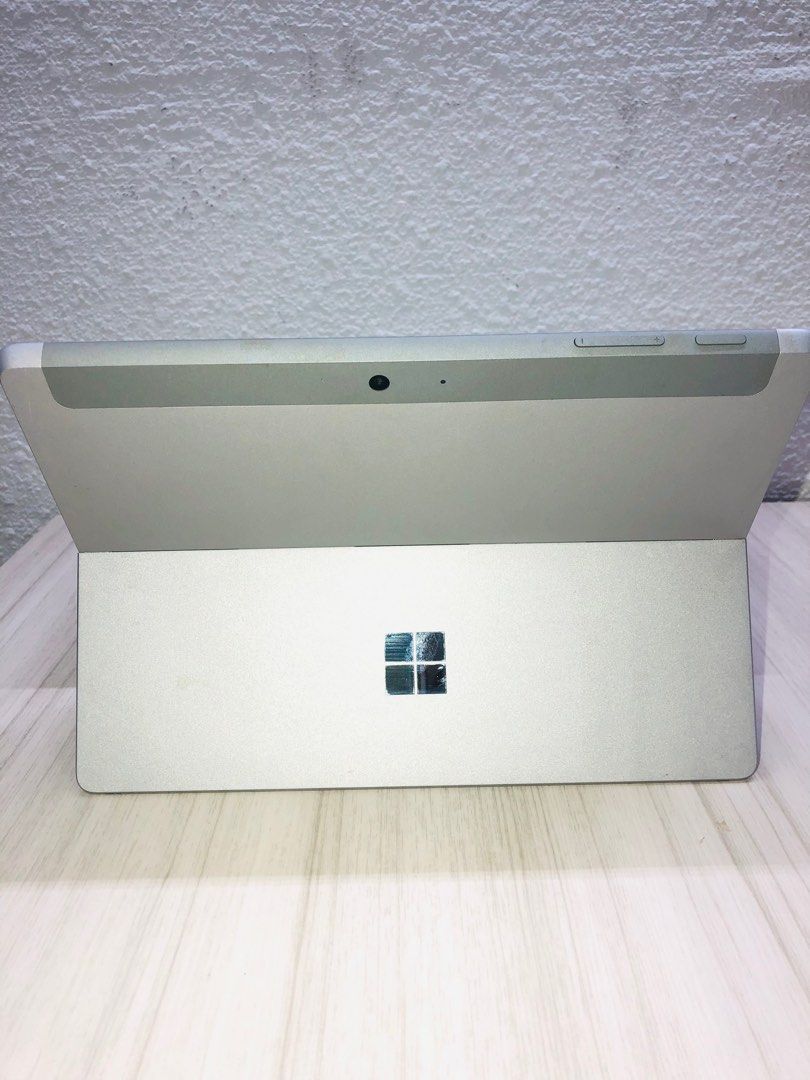 Microsoft Surface Go Full box !, Computers & Tech, Laptops & Notebooks ...