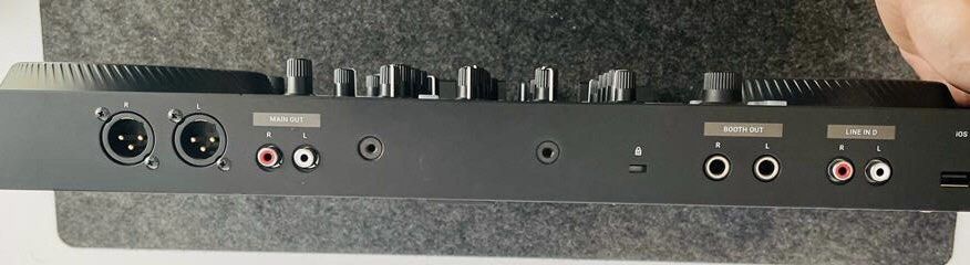 Native Instruments Traktor Kontrol S3 4-channel DJ Controller, Audio ...