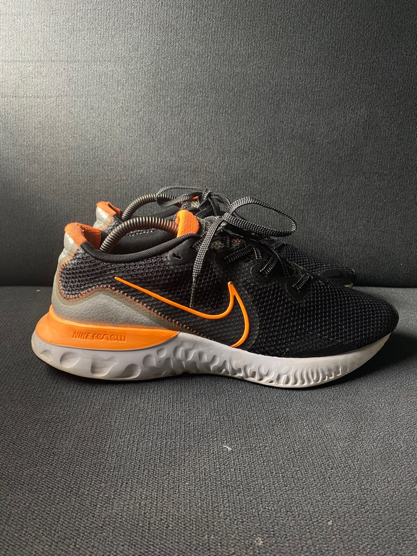 Nike renew, Men's Fashion, Footwear, Sneakers on Carousell