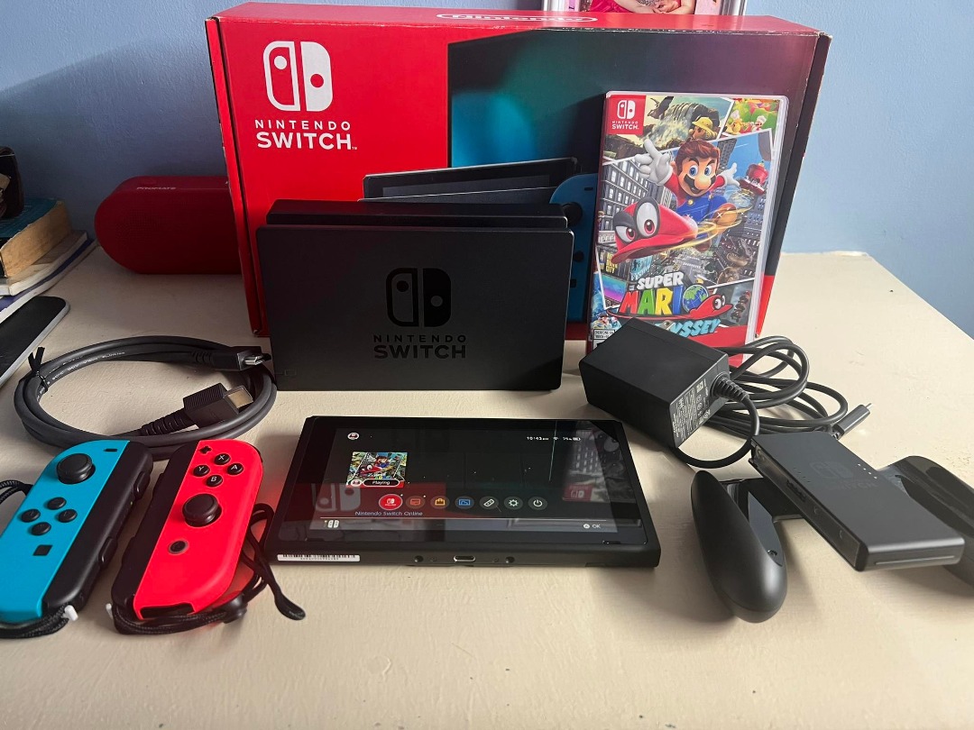Nintendo Switch V2 Neon with Super Mario Odyssey, Video Gaming, Video ...