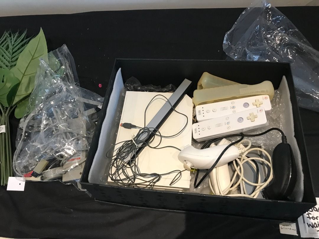 Nintendo wii complete set, Video Gaming, Video Game Consoles, Nintendo ...