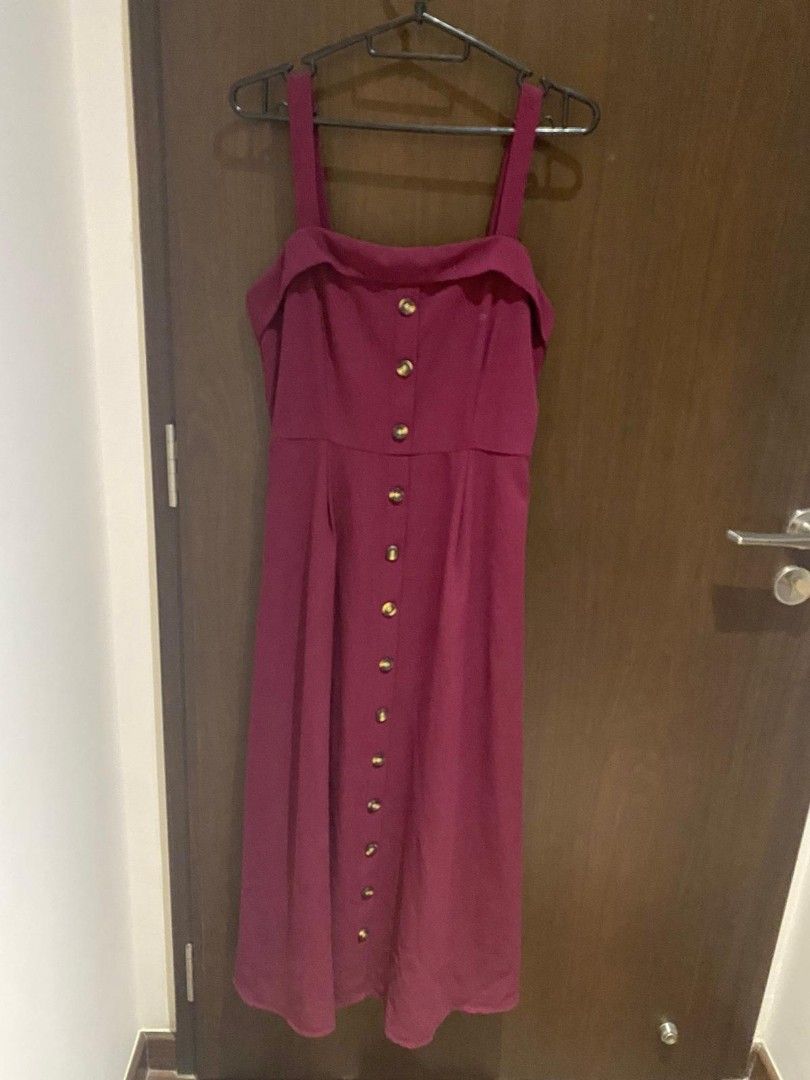 Ninth The Stage Walk, Women's Fashion, Dresses & Sets, Dresses on Carousell