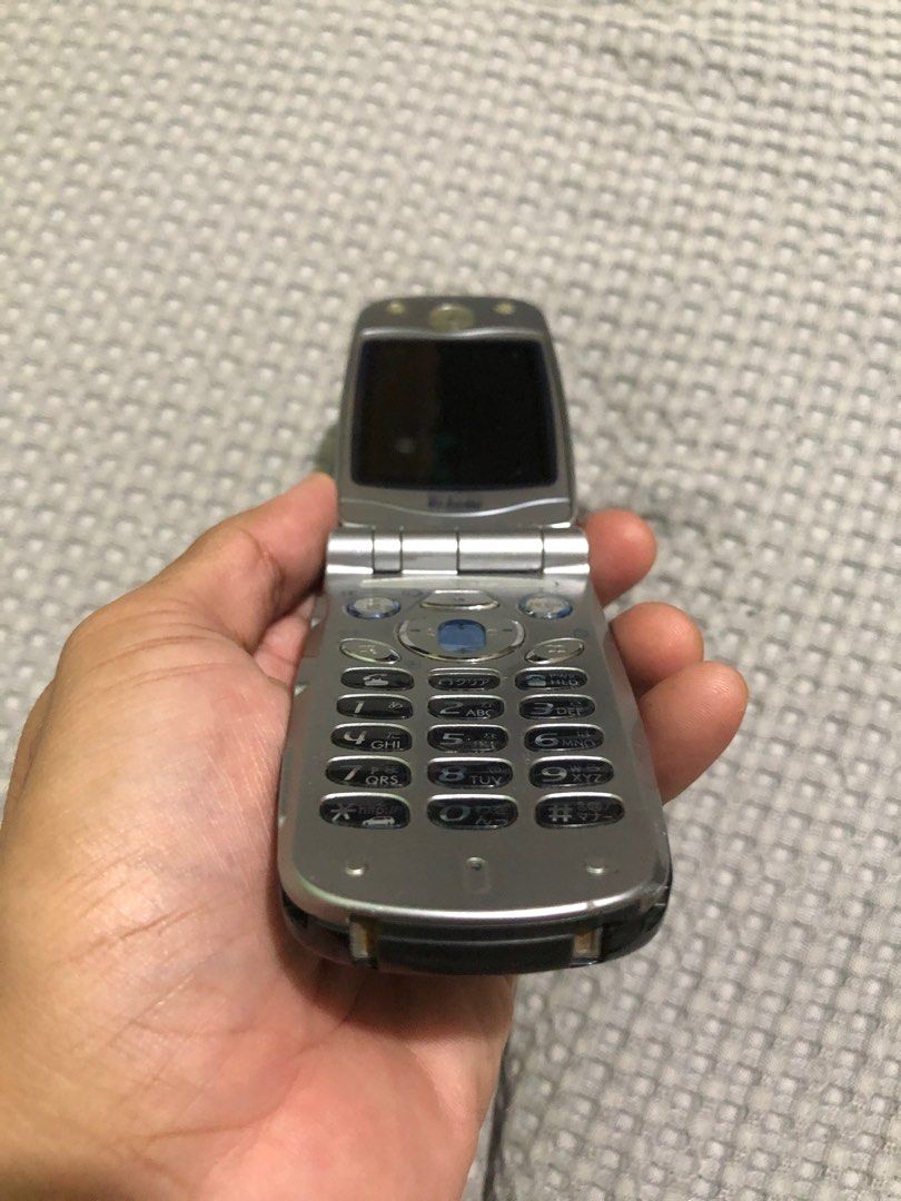 Old flip phone, Hobbies & Toys, Memorabilia & Collectibles, Vintage ...
