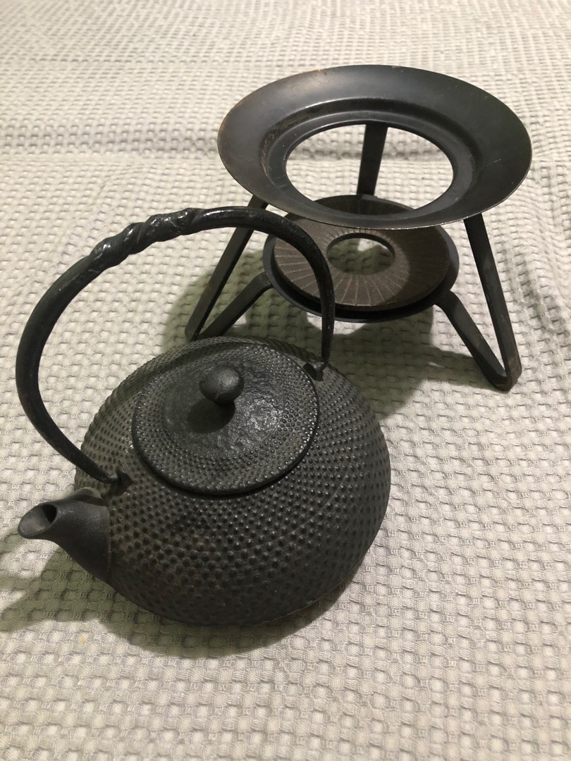 Old heavy metal tea pot set, Hobbies & Toys, Memorabilia & Collectibles ...