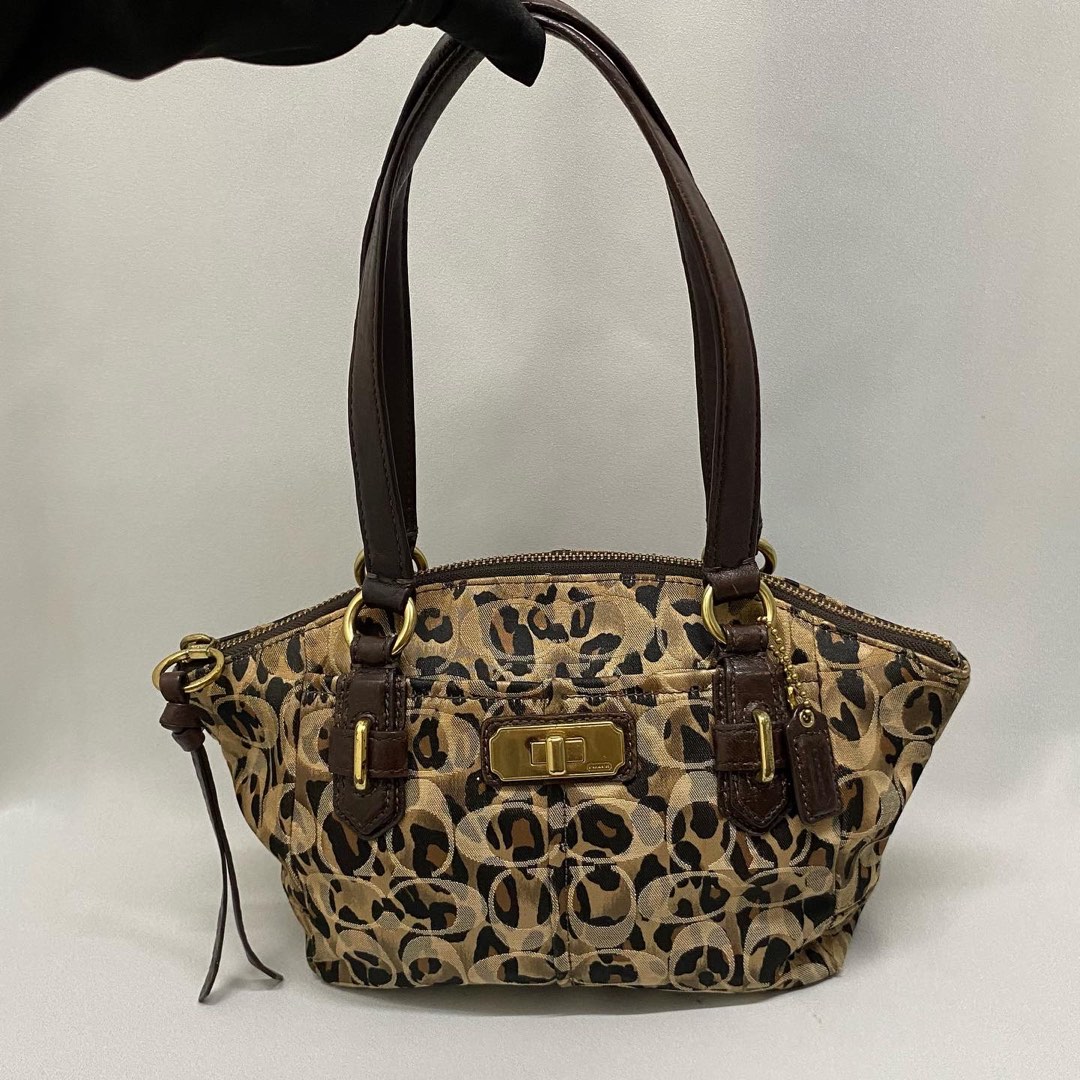 Original Coach Bag, Luxury, Bags & Wallets on Carousell