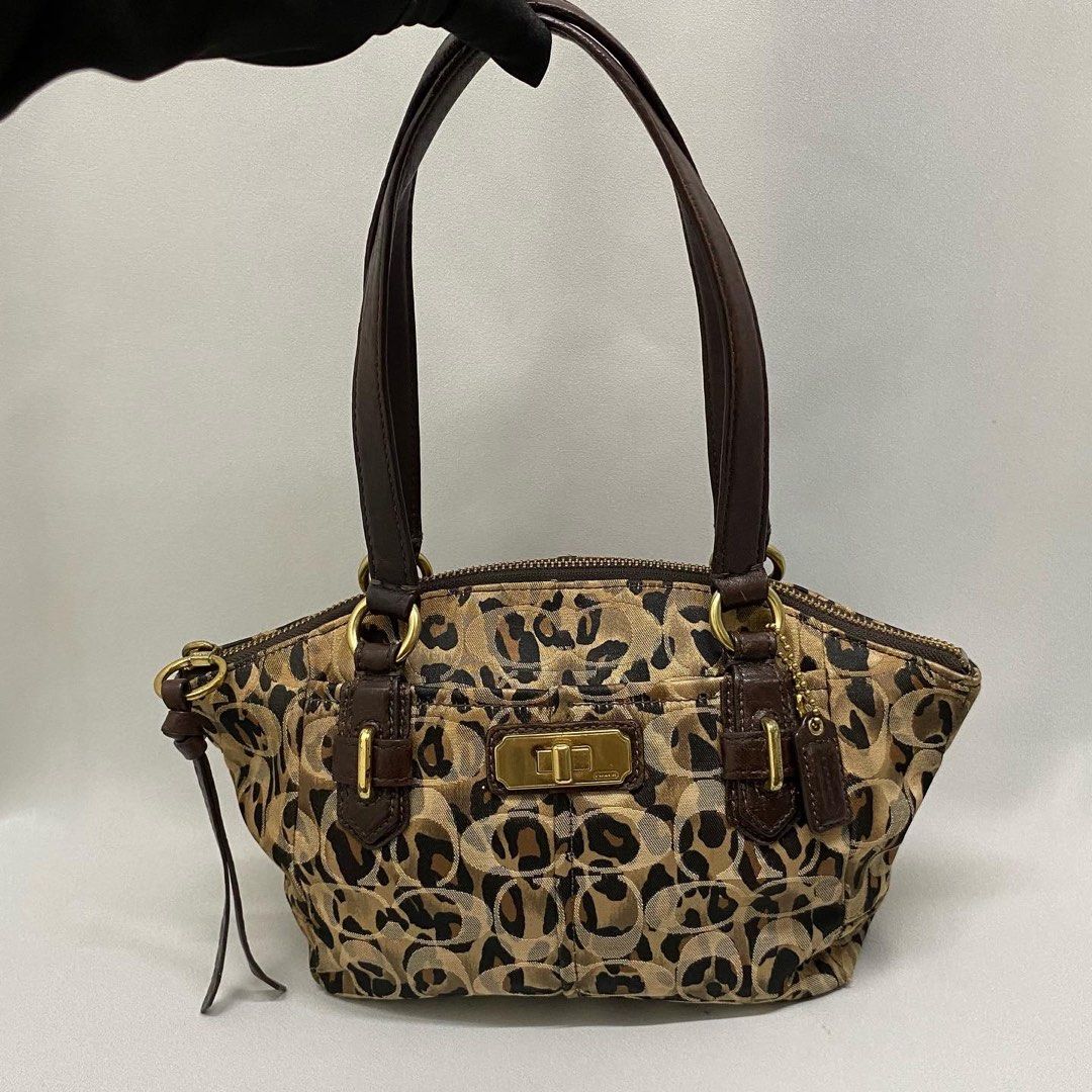 Original Coach Bag, Luxury, Bags & Wallets on Carousell