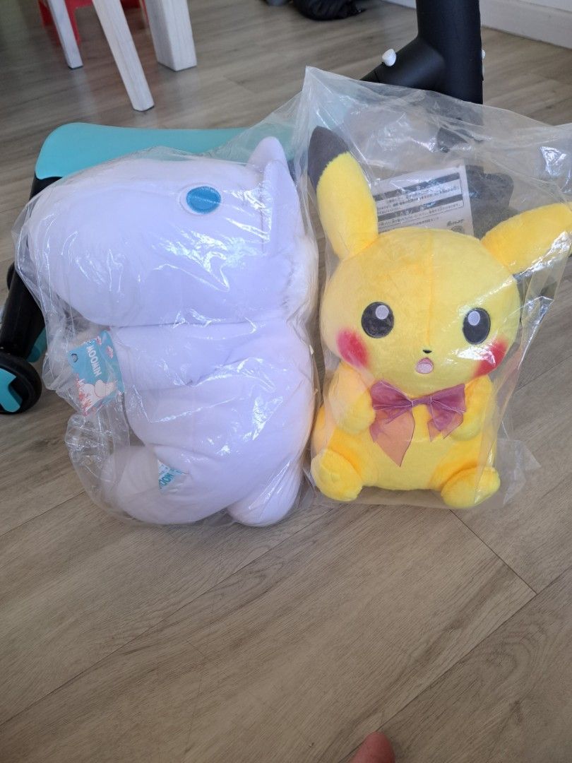 Pokemon Dramatic Collection + Moomin pushie, Hobbies & Toys, Toys ...