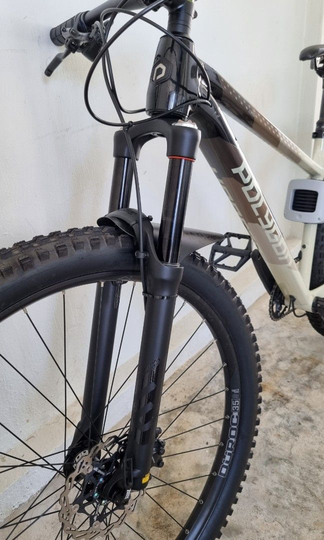 Polygon Xtrada 6 2021 M (29er) hardtail, Sports Equipment, Bicycles & Parts, Bicycles on Carousell