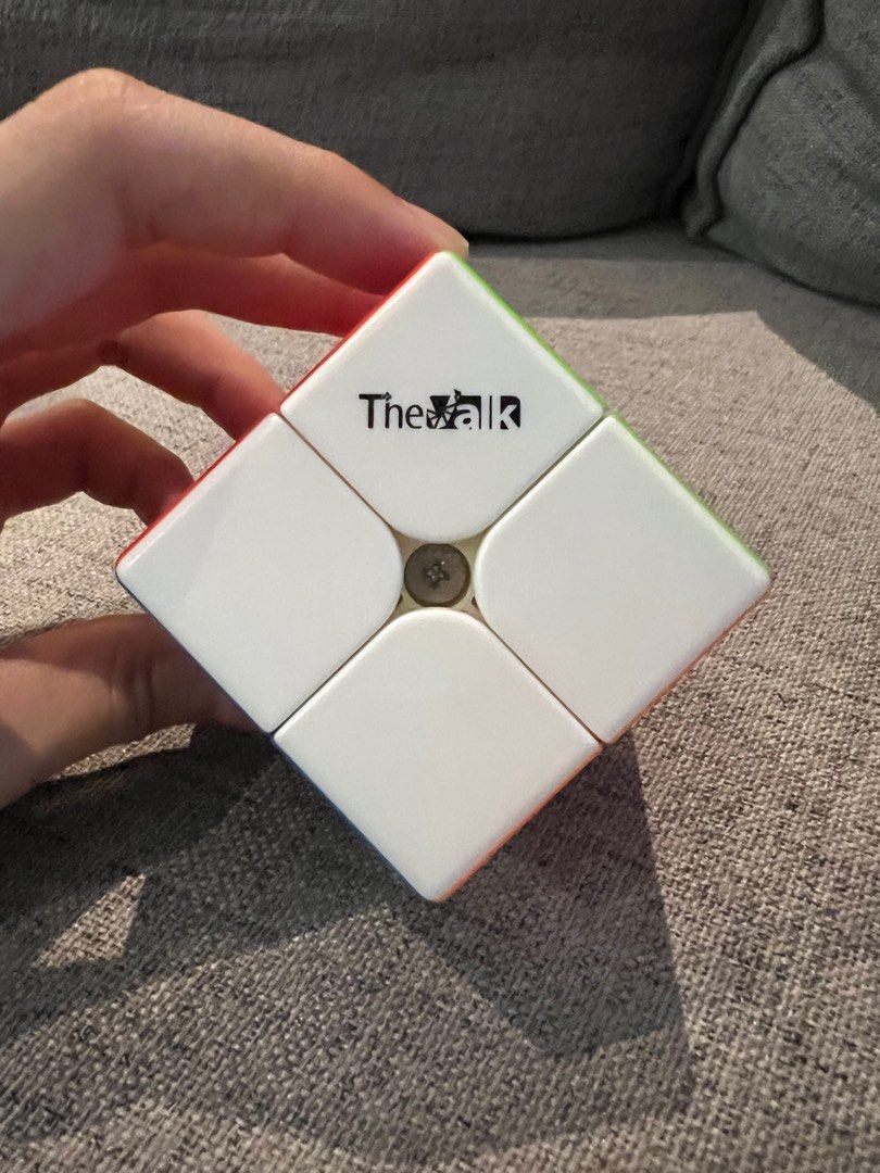 Preloved Valk 2 Rubiks Cube, Hobbies & Toys, Toys & Games on Carousell