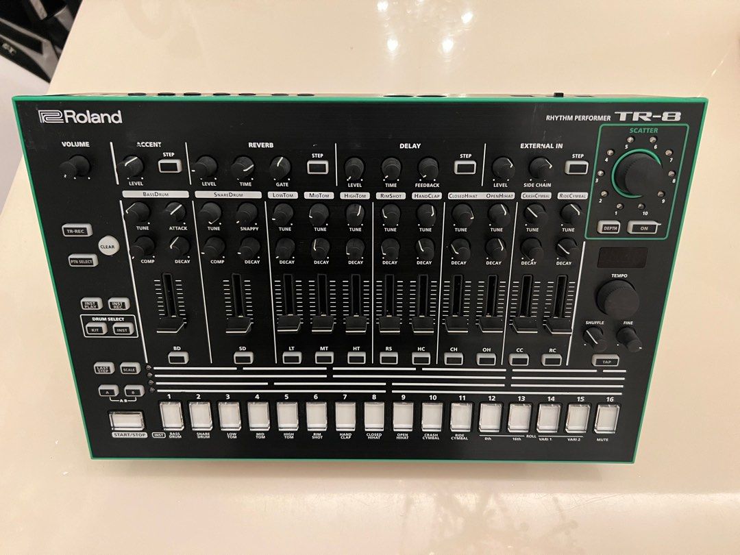 Roland TR8, Hobbies & Toys, Music & Media, Musical Instruments on Carousell