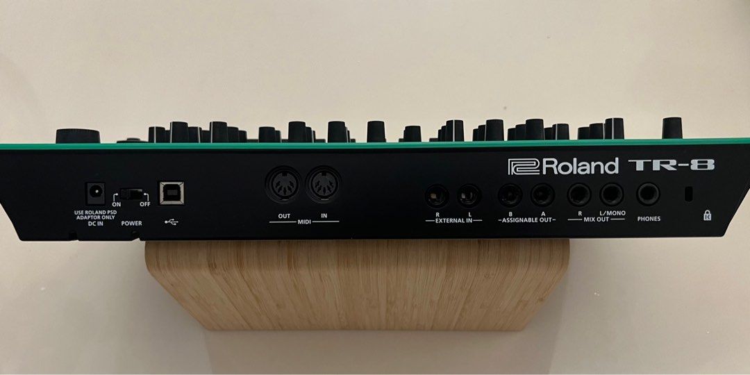 Roland TR8, Hobbies & Toys, Music & Media, Musical Instruments on Carousell