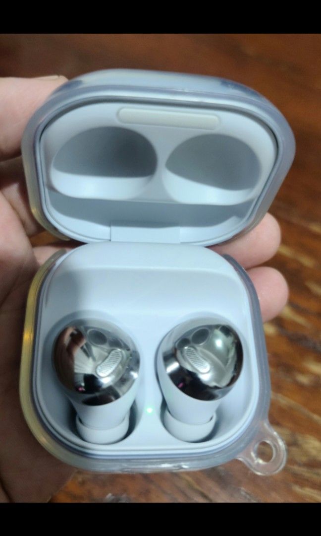 Samsung earbuds, Audio, Earphones on Carousell