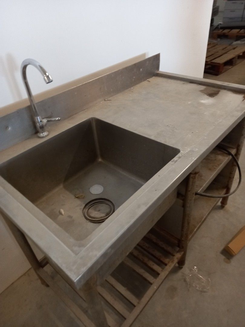 Scrap Tables, Furniture & Home Living, Kitchenware & Tableware, Other ...