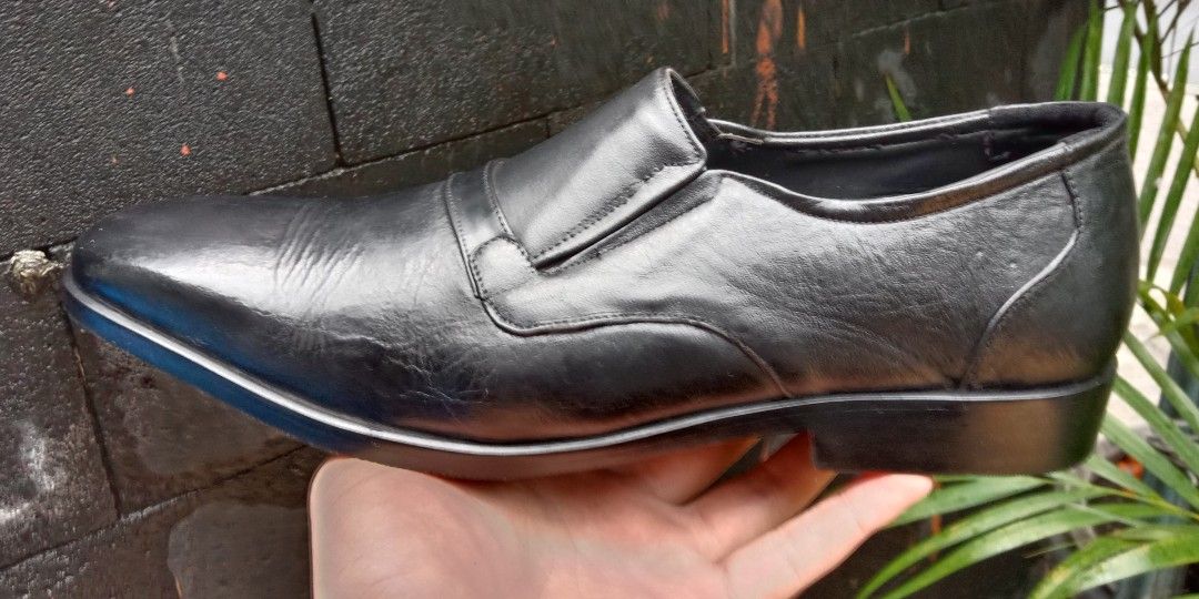 Sepatu bally dan Aigner pria pantofle kulit asli, Fesyen Pria, Sepatu ...