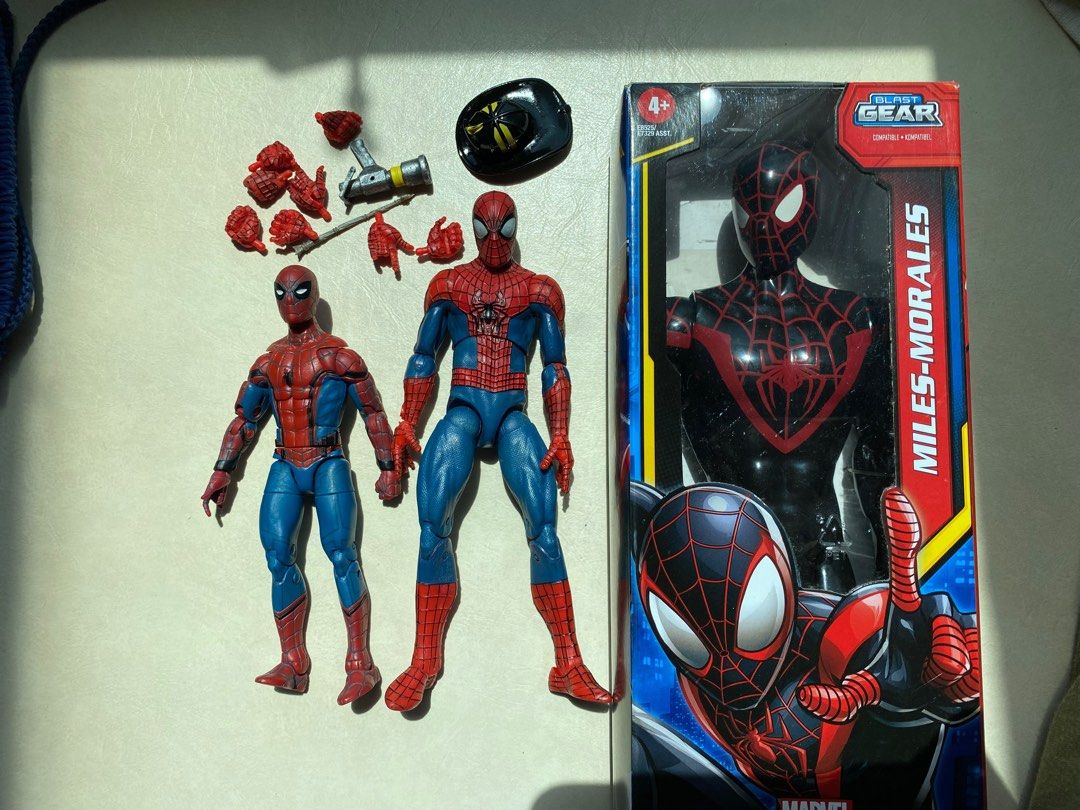 (SET) Marvel Legends Spider-Man Homecoming Upgraded Suit + Marvel Diamond Select Amazing Spider ...