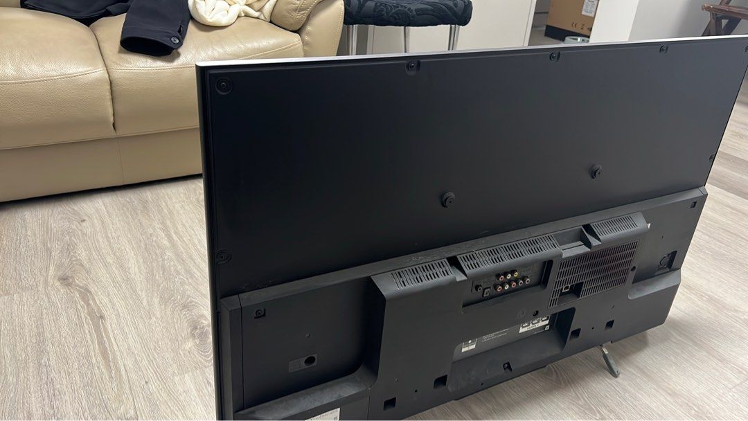 Sony Bravia KDL-42W700B smart TV, 家庭電器, 電視 & 其他娛樂, 電視 - Carousell