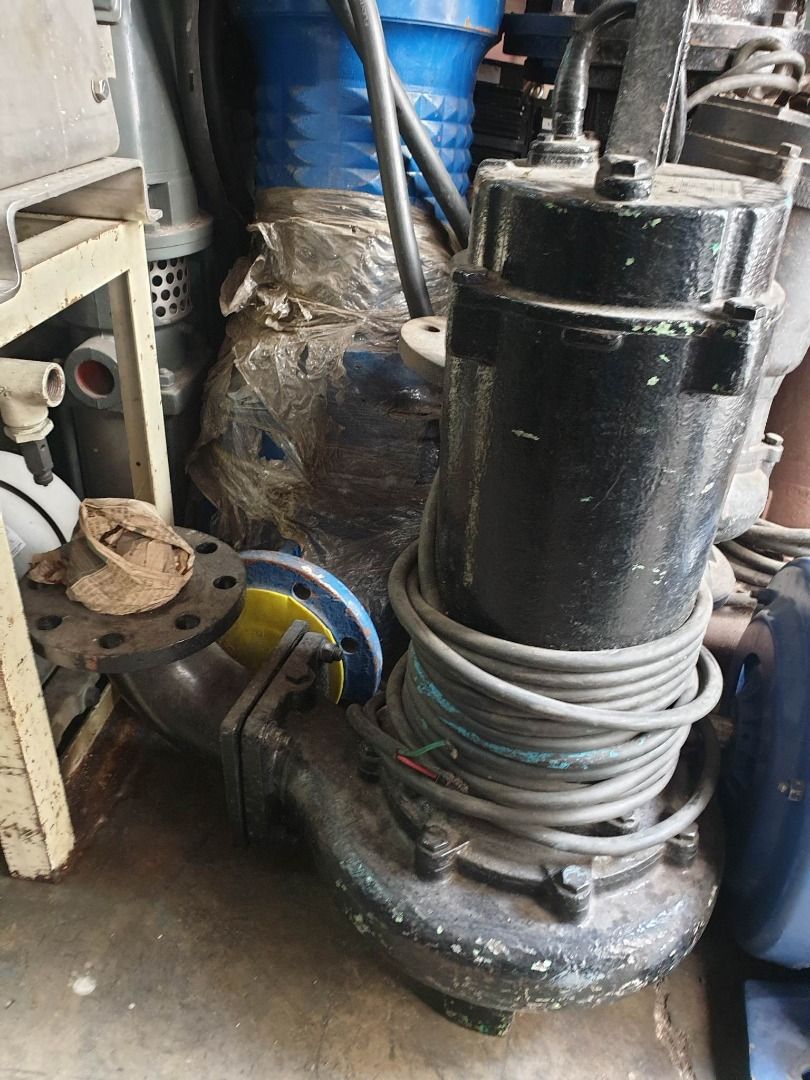 Submersible Pump, Commercial & Industrial, Industrial Equipment on ...