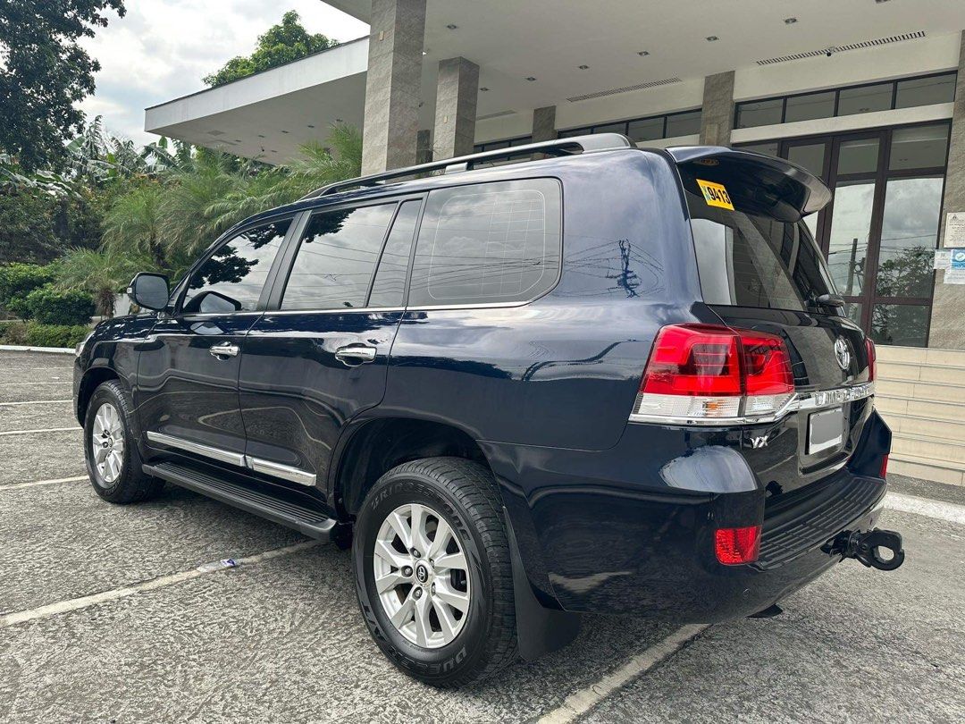 Toyota Land Cruiser LC200 Auto, Cars for Sale, Used Cars on Carousell