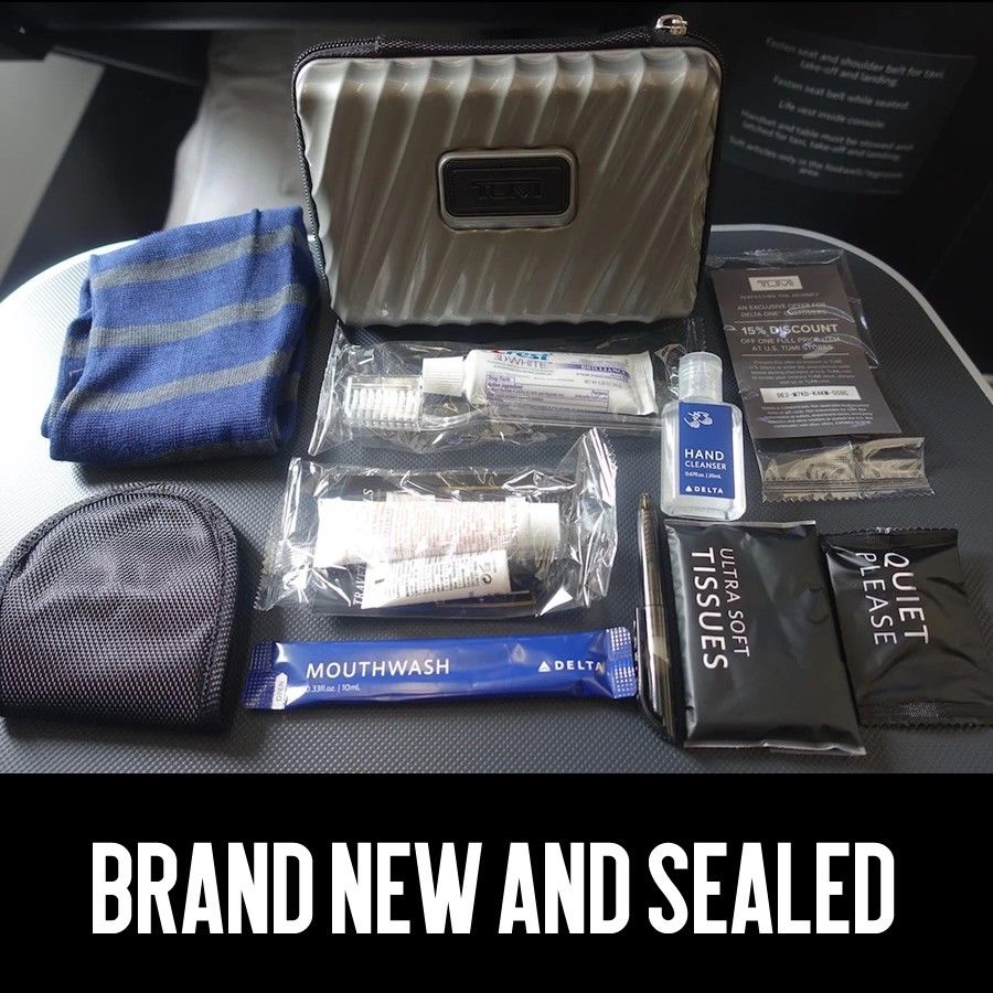 TUMI Delta Air First/Business Class amenity kit, Men's Fashion, Bags ...
