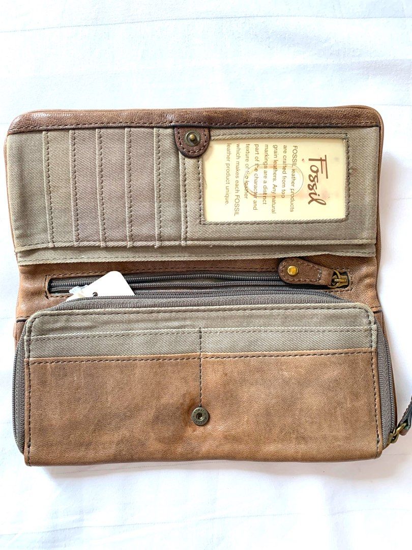 VINTAGE MULTI COLORED FOSSIL, Women's Fashion, Bags & Wallets, Wallets ...