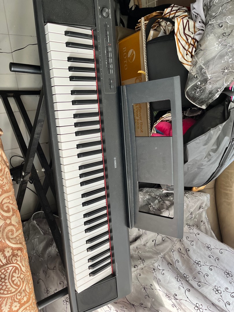 Yamaha np-12 keyboard, Hobbies & Toys, Music & Media, Musical ...