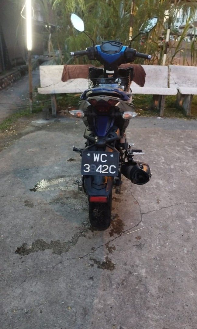 Yamaha y15 v1 2015, Motorbikes on Carousell