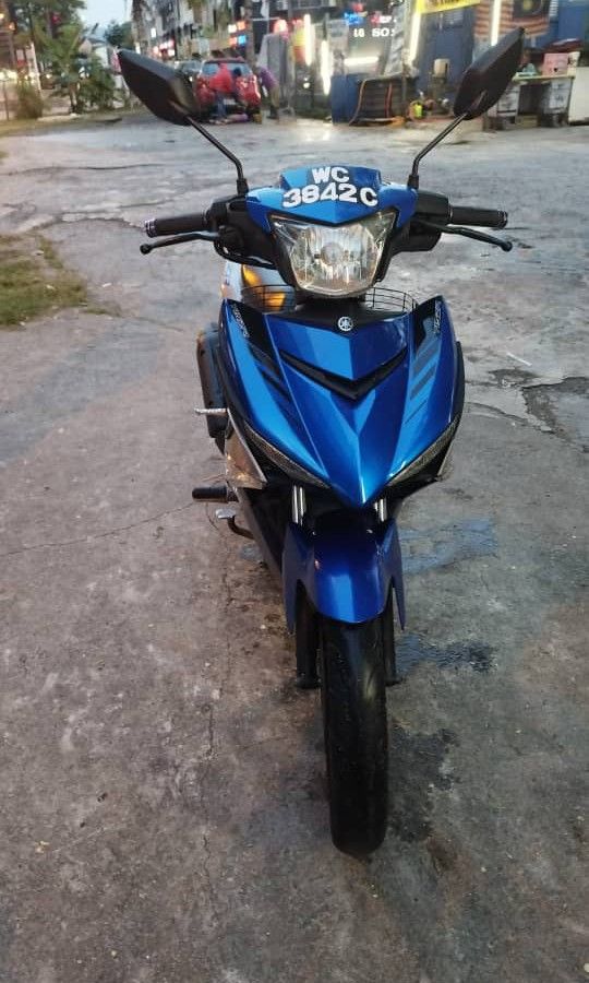 Yamaha y15 v1 2015, Motorbikes on Carousell