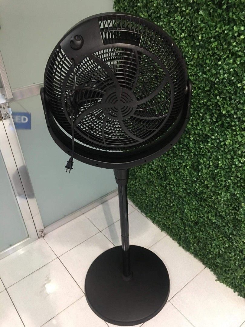 Air Monster 16" Power Stand Fan, Furniture & Home Living, Lighting ...