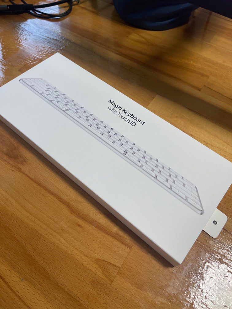 Apple Magic Keyboard w Touch ID, Computers & Tech, Parts & Accessories ...