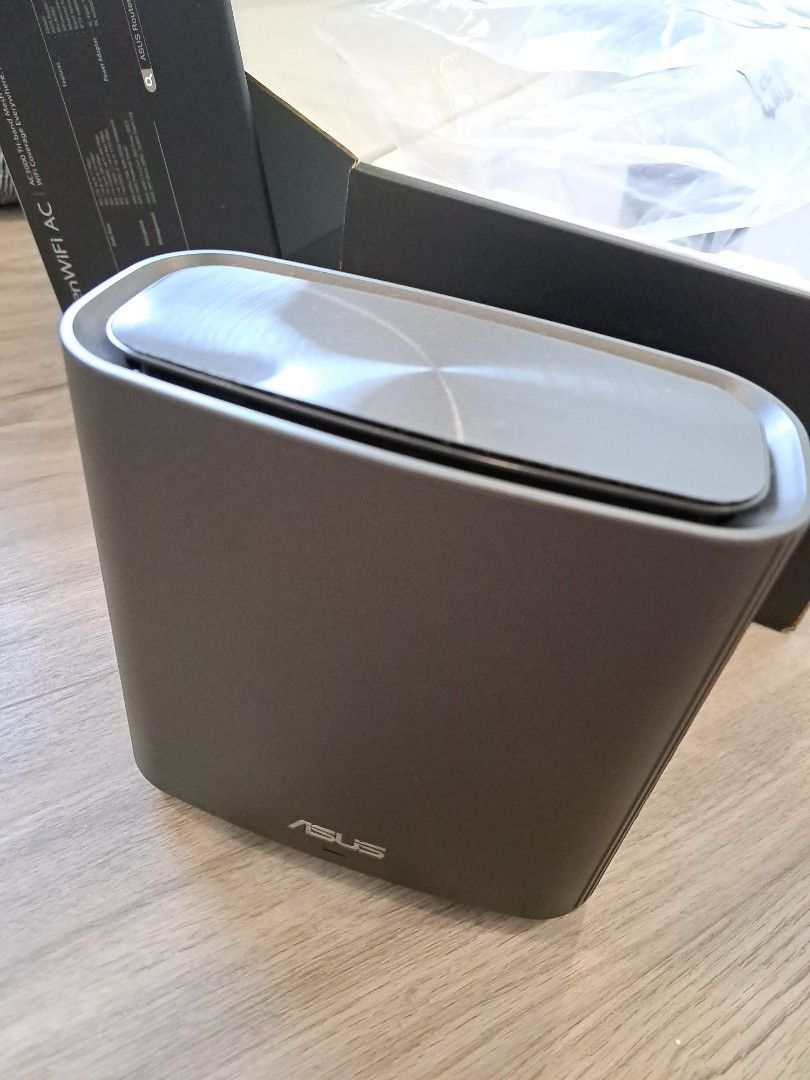 Asus CT8 Zen Wifi Mesh (single node), Computers & Tech, Parts ...