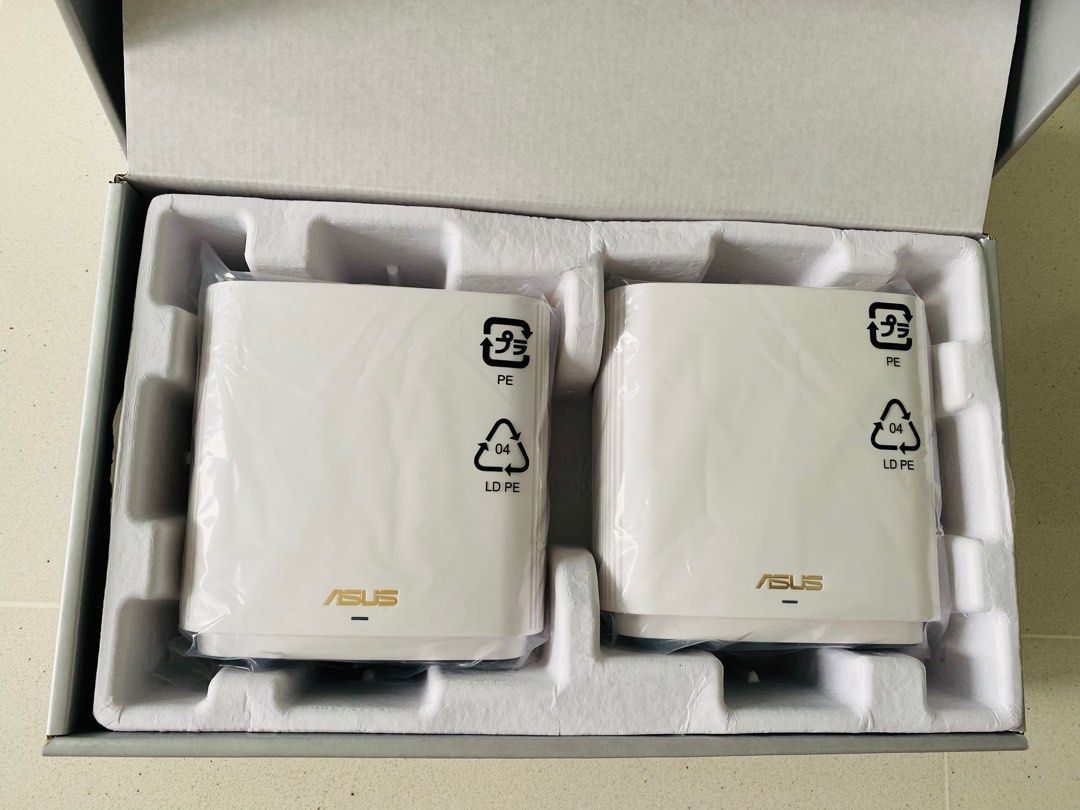 Asus ZenWiFi ET8 AXE6600 WiFi 6E Mesh Router, Computers & Tech, Parts ...