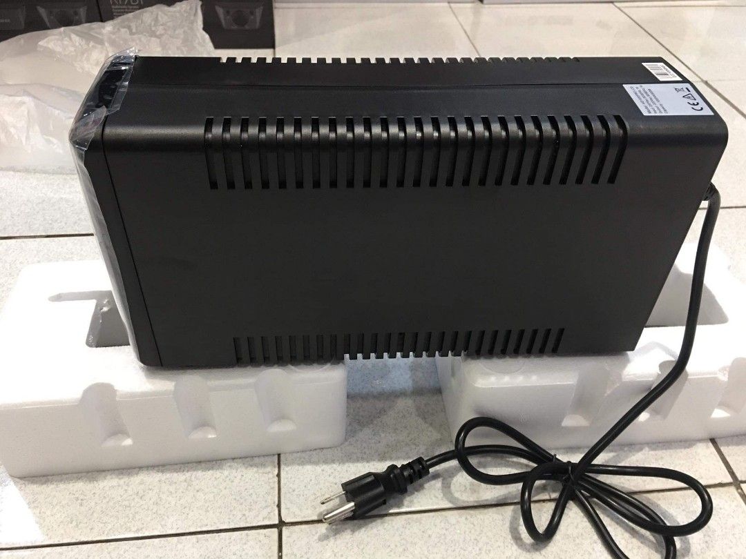 AWP AID1000 Pro LCD UPS 1000VA/600W, Computers & Tech, Parts ...