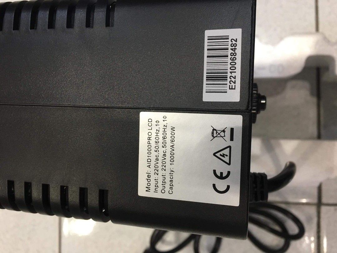 AWP AID1000 Pro LCD UPS 1000VA/600W, Computers & Tech, Parts ...
