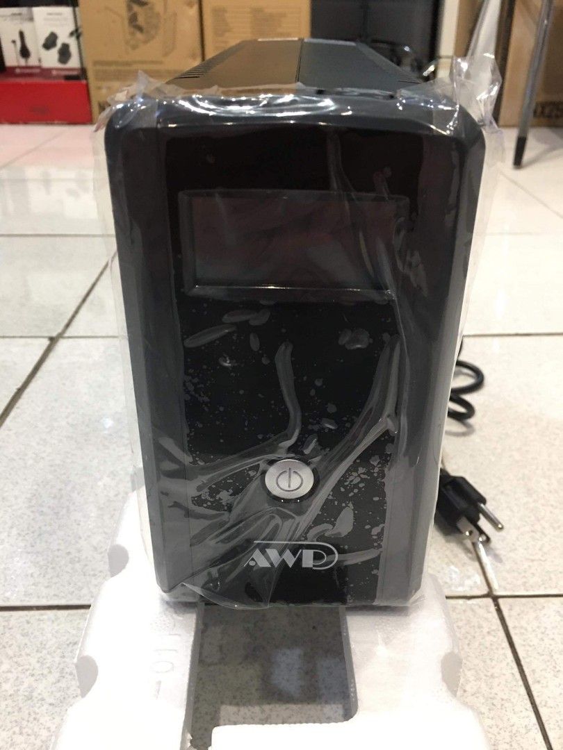 AWP AID1000 Pro LCD UPS 1000VA/600W, Computers & Tech, Parts ...