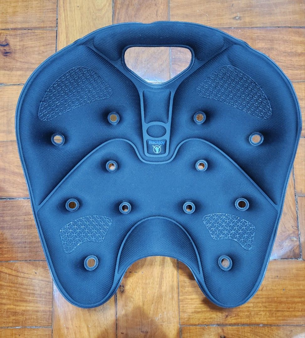 Backjoy Sitsmart Core Traction, Health & Nutrition, Braces, Support & Protection on Carousell