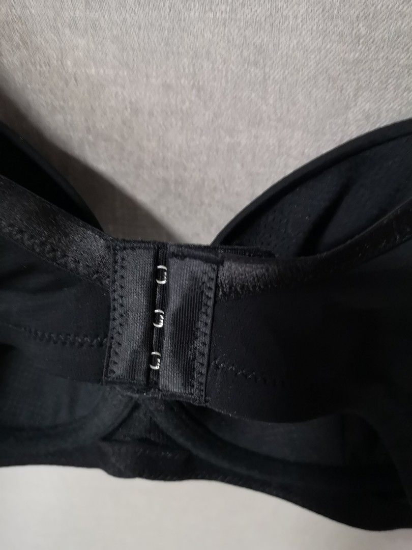 Sorella black bra C80 with under wired * BRAND NEW, Women's Fashion ...