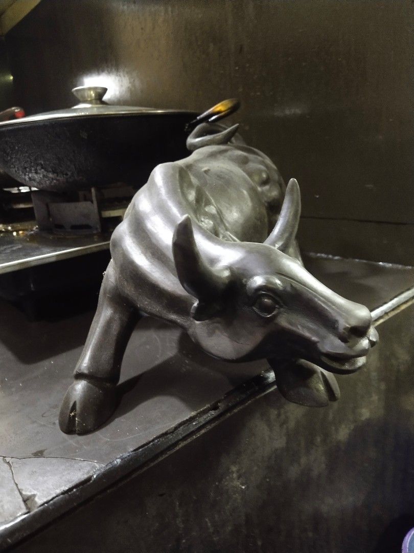 Brass bull / carabao statue, Hobbies & Toys, Memorabilia & Collectibles ...