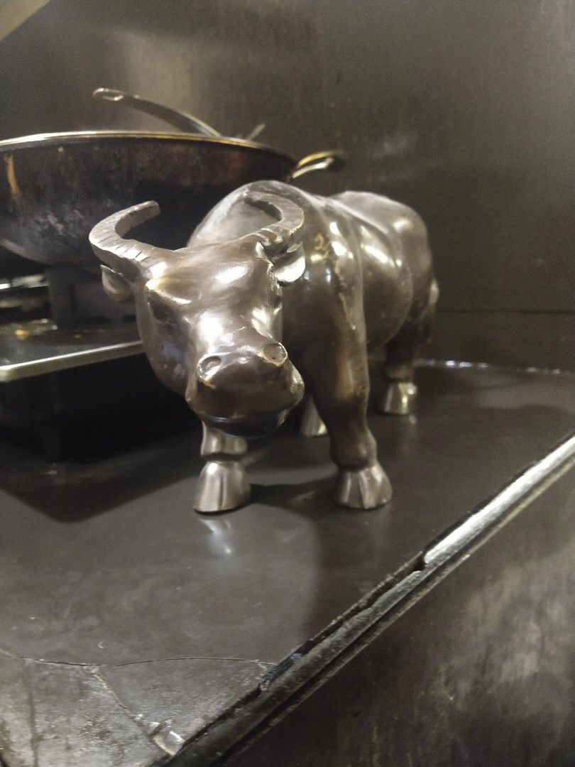 Brass bull / carabao statue, Hobbies & Toys, Memorabilia & Collectibles ...