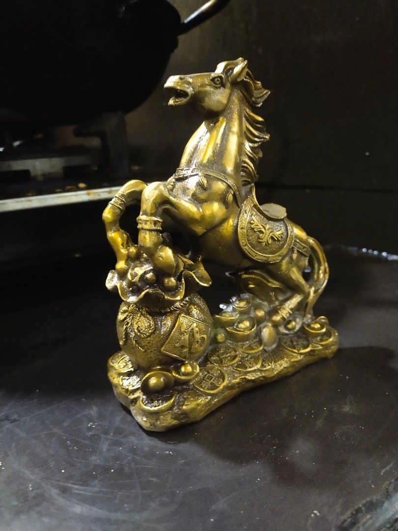 Brass lucky victory horse with wealth money sack statue, Hobbies & Toys ...