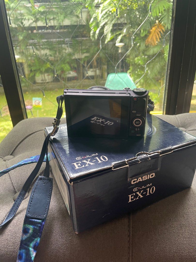 Casio Ex-10, Photography, Cameras on Carousell