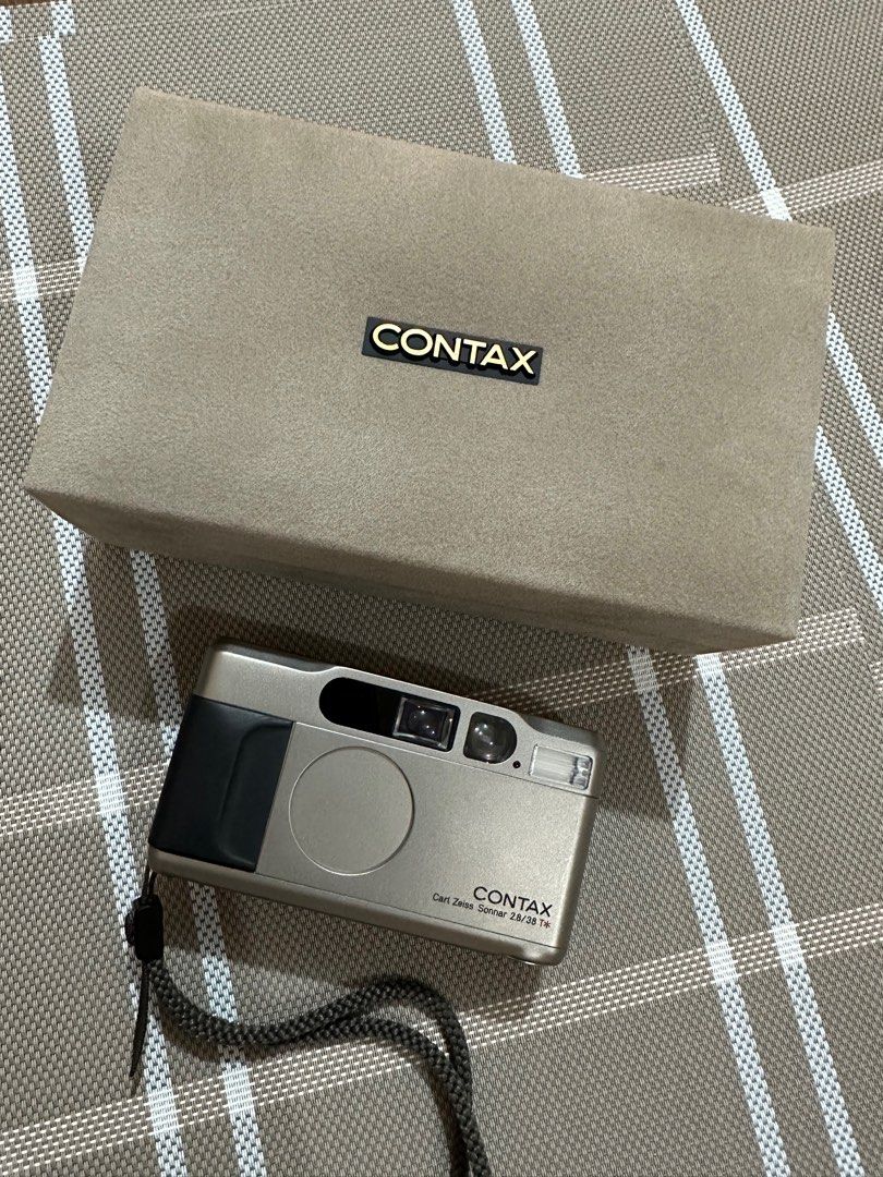 Contax T2 Fully functional, Photography, Cameras on Carousell