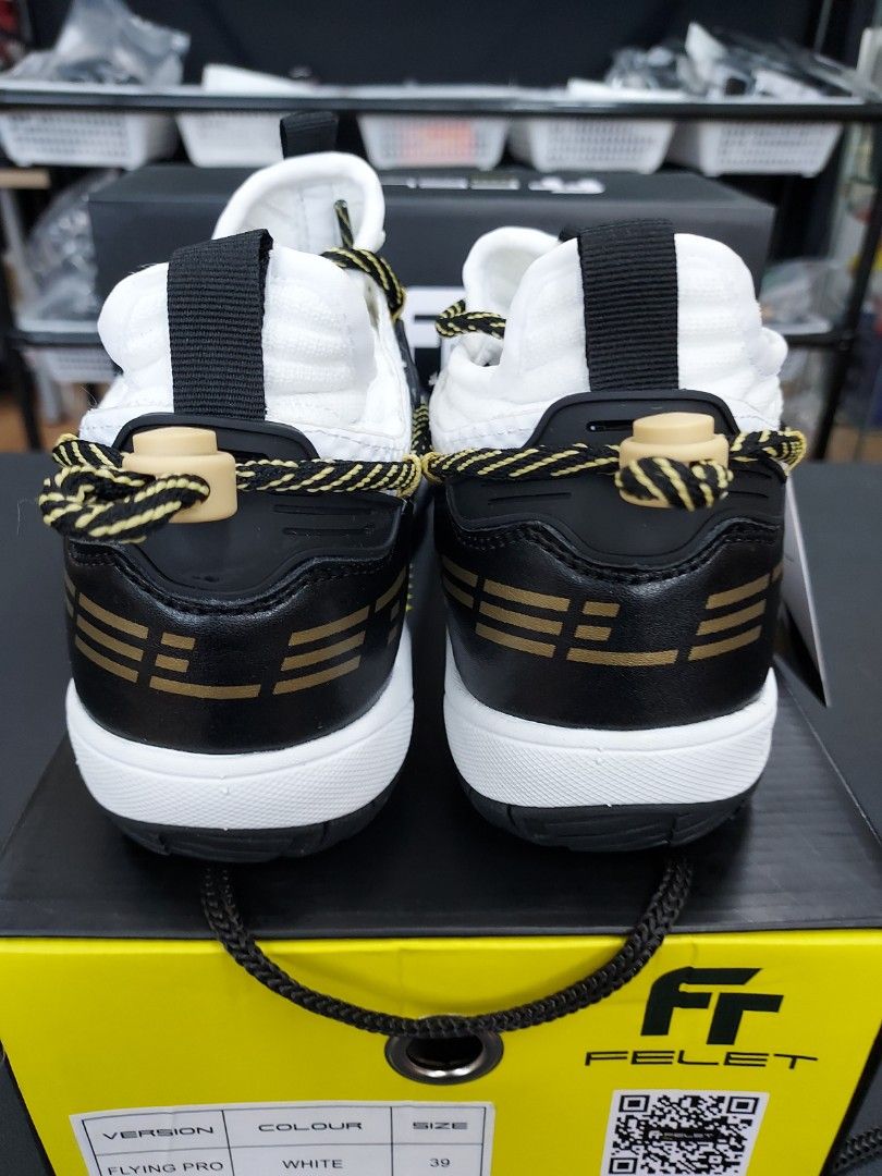 Felet Badminton Shoes "Flying Pro", Sports Equipment, Sports & Games ...