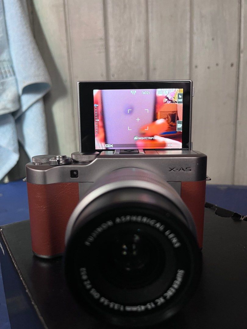 fujifilm xa5 2019, Photography, Cameras on Carousell