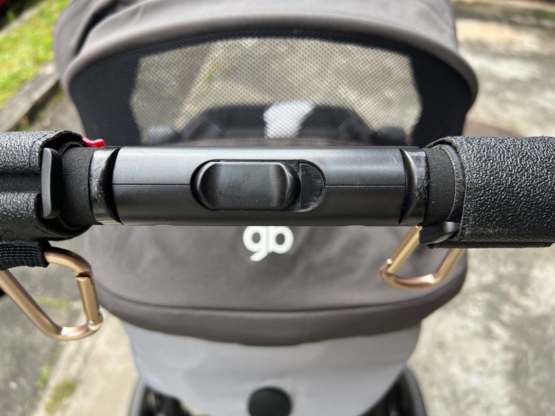 GB Swan Basic Stroller, Babies & Kids, Going Out, Strollers on Carousell