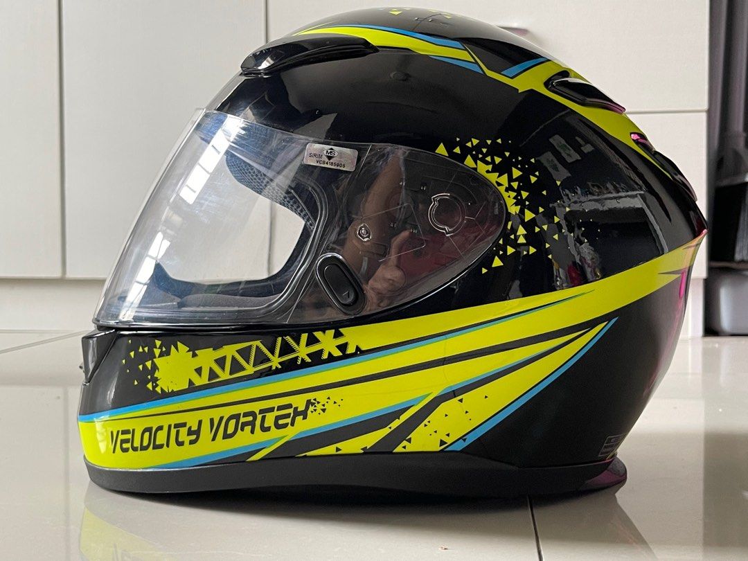 Helemet fullface, Everything Else, Others on Carousell