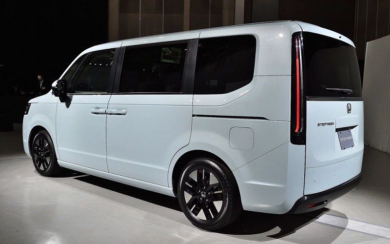 Honda Stepwgn Spada Hybrid - 7 Seater MPV / PHV Rental / CDW Included, Cars, Car Rental on Carousell