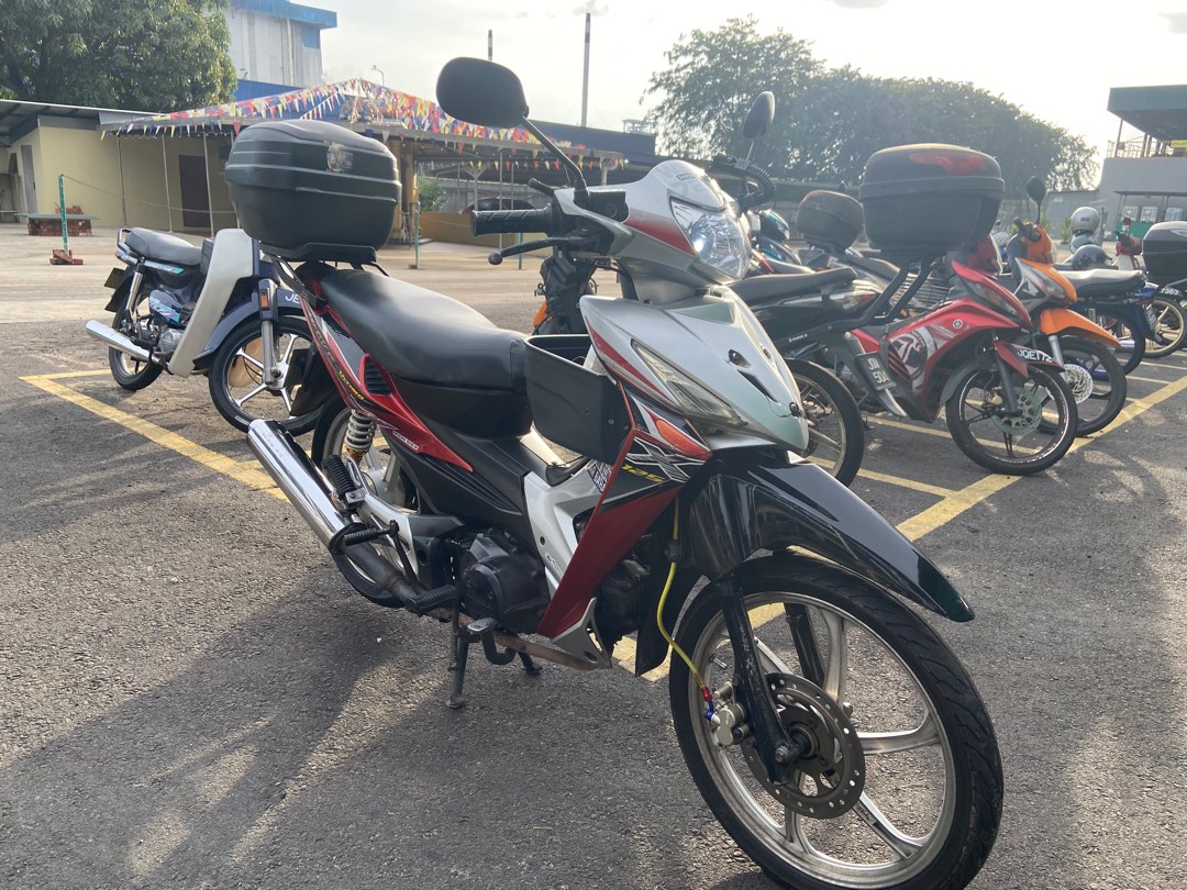 Honda wave ultimo murah jb, Motorbikes on Carousell