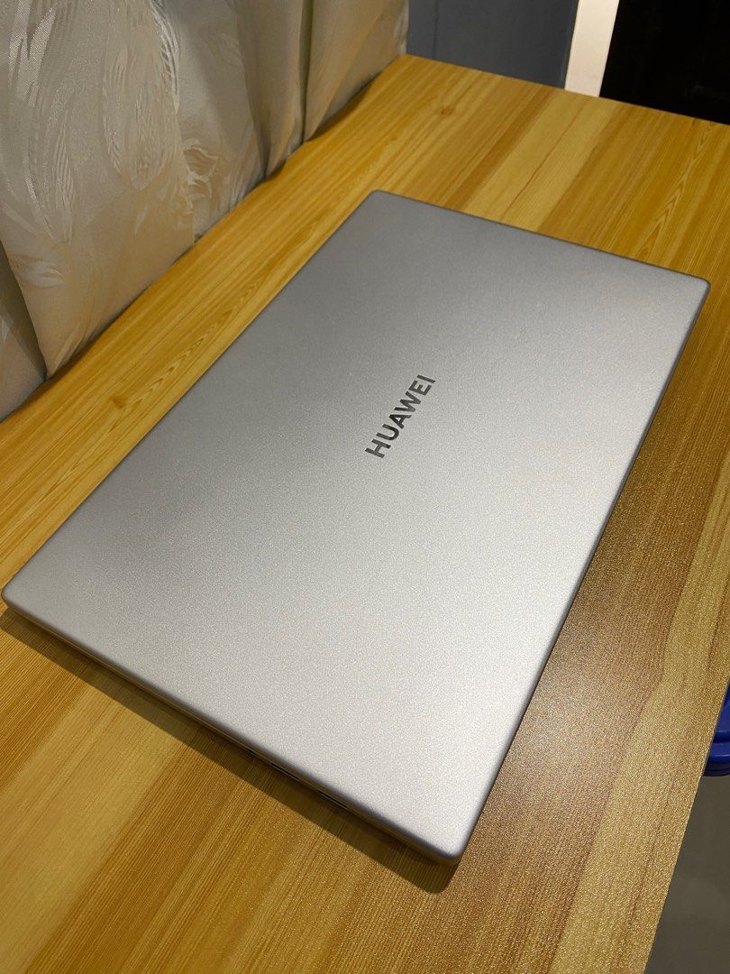 HUAWEI MATEBOOK D15 / TOUCH SCANNER/ CORE i5 10TH GENERATION/ 8GB RAM ...
