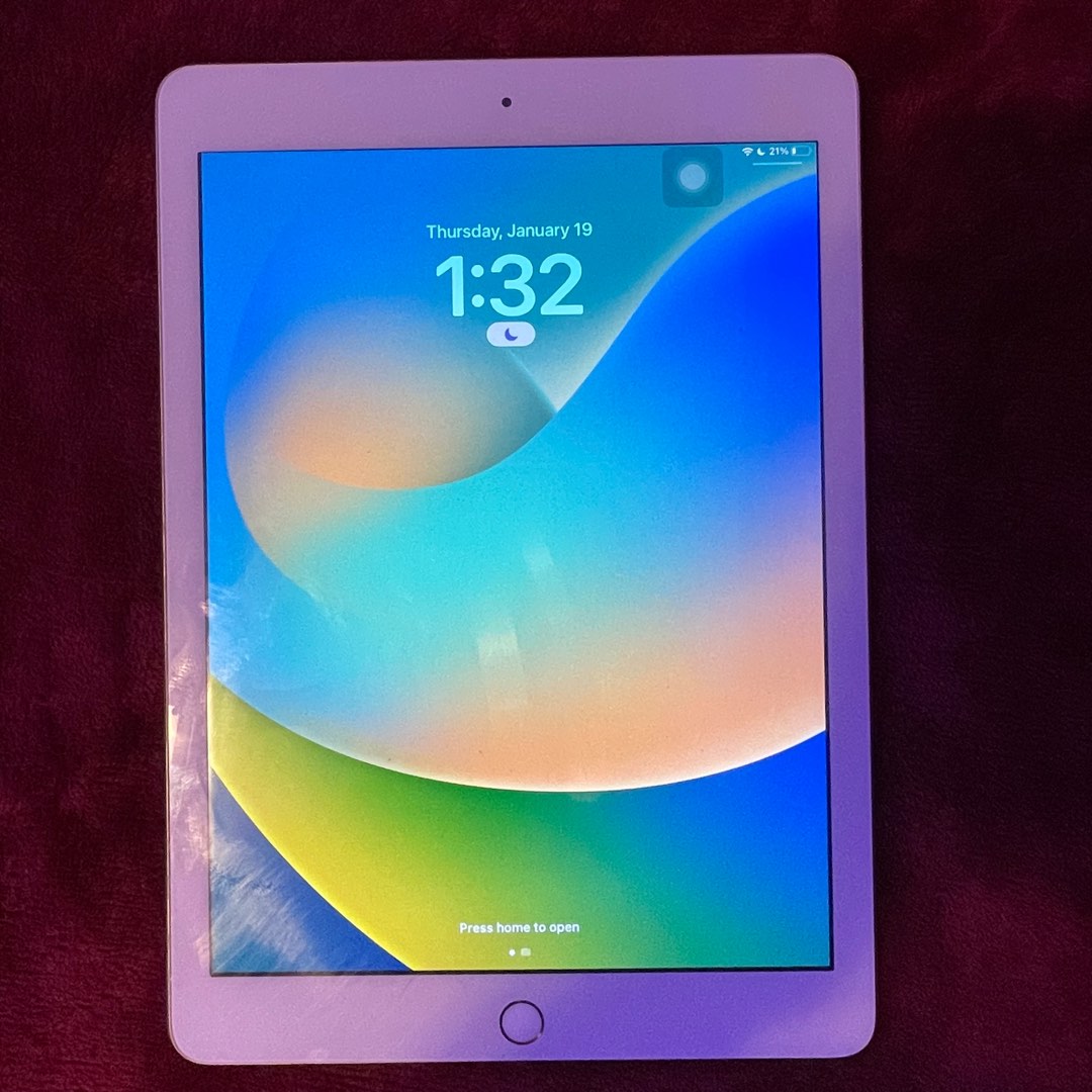 iPad 5th Gen 32gb 6k only!!, Mobile Phones & Gadgets, Tablets, iPad on ...